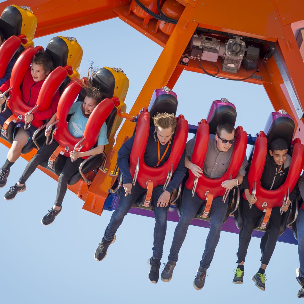 Revolution – Mondial Rides